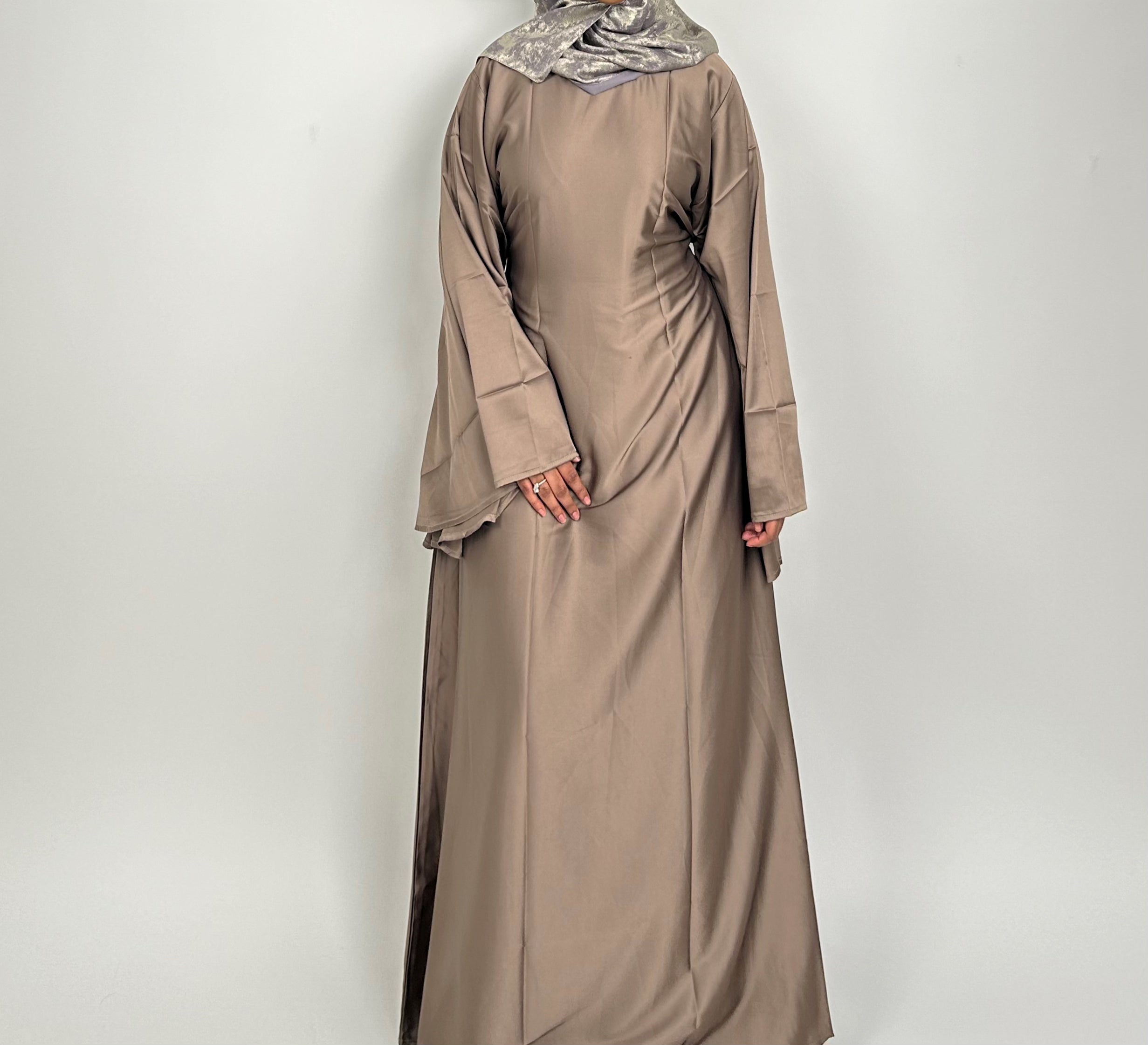 Dress Collection – Nasri and Nasib